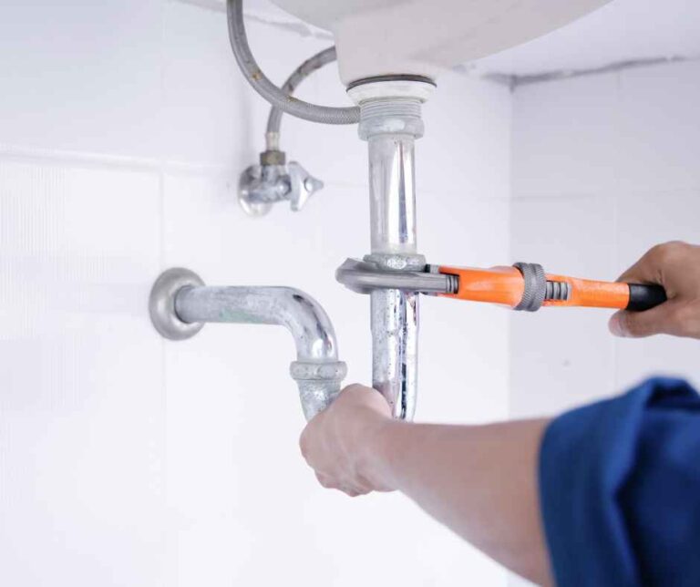 Winter Plumbing Checklist for Longview Homes | Alco Air